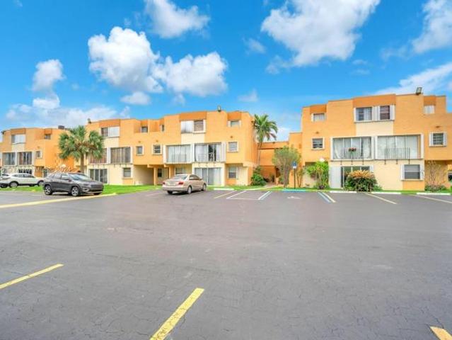 9301 SW 4th St #229F, Miami, FL 33174