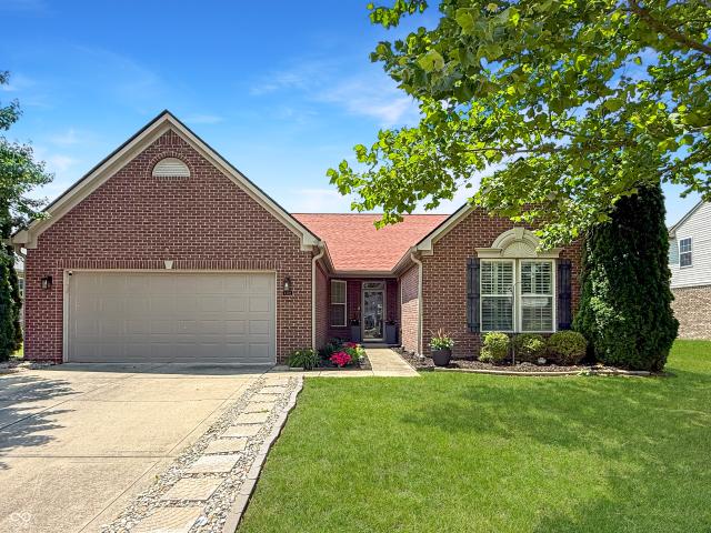 9302 N Bayland Dr, McCordsville, IN 46055 | Compass