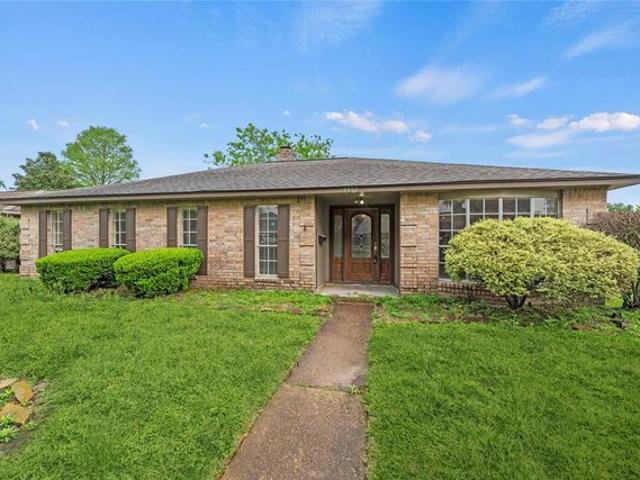 9302 Claridge Dr, Houston, TX 77031