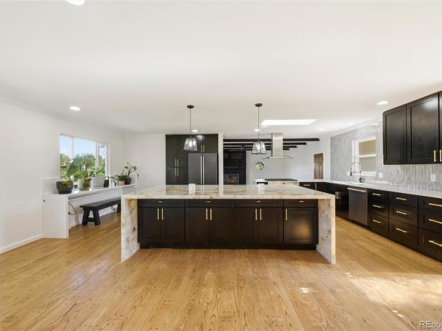 9303 Clydesdale Road