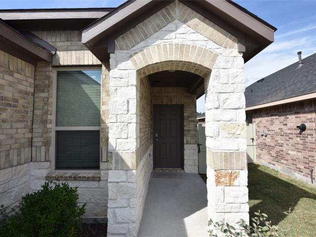 9303 Colonial Bent Court