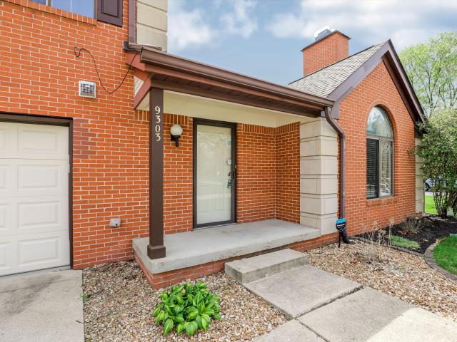 9303 Golden Oaks W