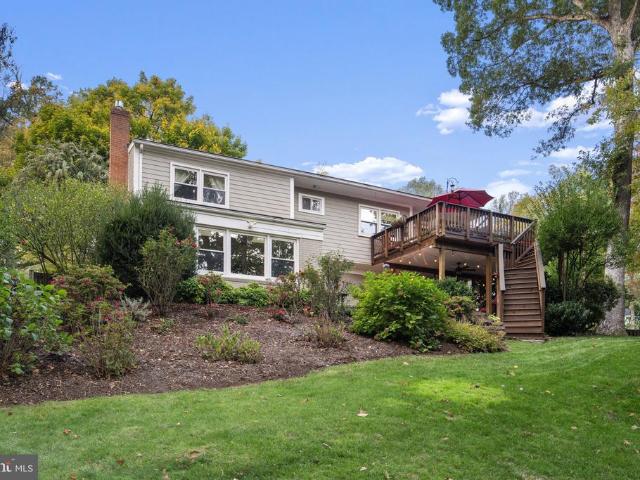 9303 Swinburne Court