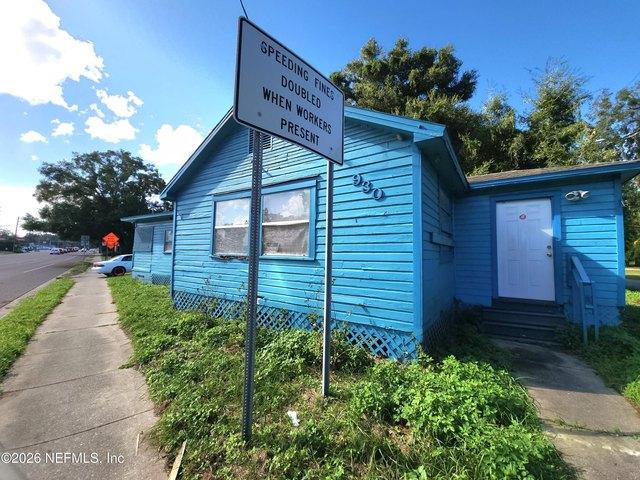 930 Cesery Blvd, Jacksonville, FL 32211