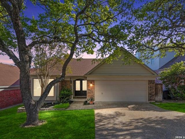 930 Amberstone, San Antonio, TX 78258