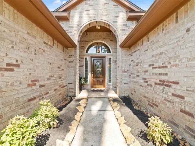 930 Arbor Pine Drive