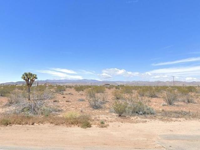 930 Avalon Ave, Yucca Valley, CA 92284