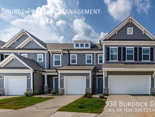 930 Burdock Dr, 3 beds, 2 full and 1 half baths