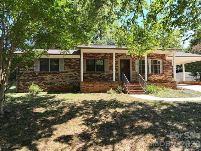930 Eastview St, Shelby, NC 28152
