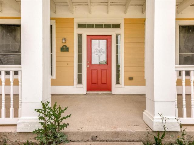 930 Fox Grove Lane