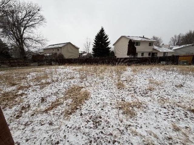 930 Hartell Dr, Colorado Springs, CO 80911