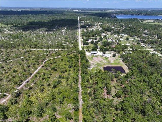 930 Hyacinth Ave, Sebring, FL 33875