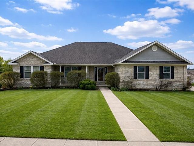 930 Oak Hill Ct, Troy, OH 45373