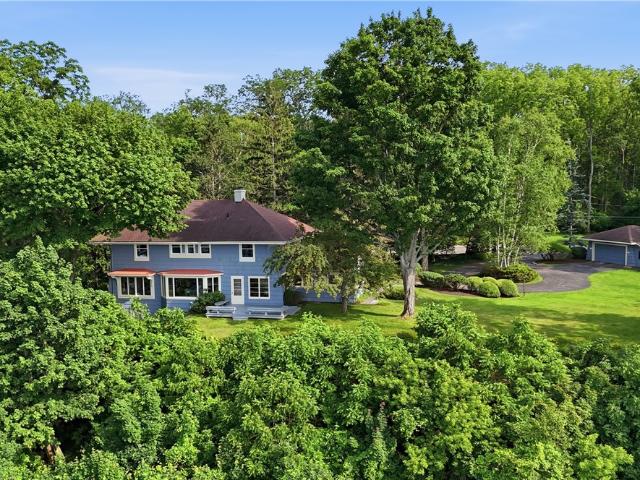 930 Lake Road