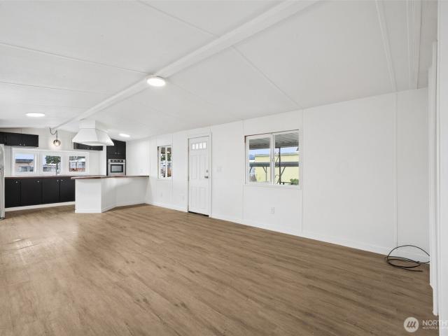 930 Mountain Villa Loop