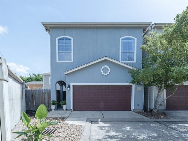 930 McKinney Park Ln, Houston, TX 77003