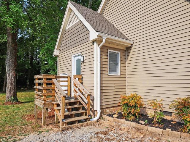 930 Meadowbrook Drive