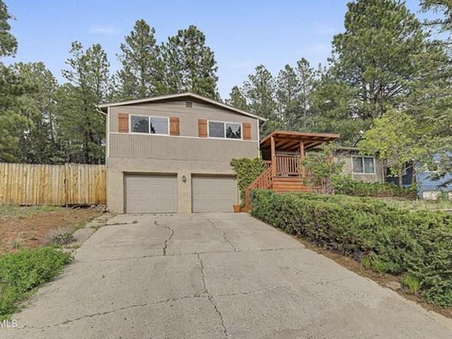 930 N Turquoise Dr, Flagstaff, AZ 86001