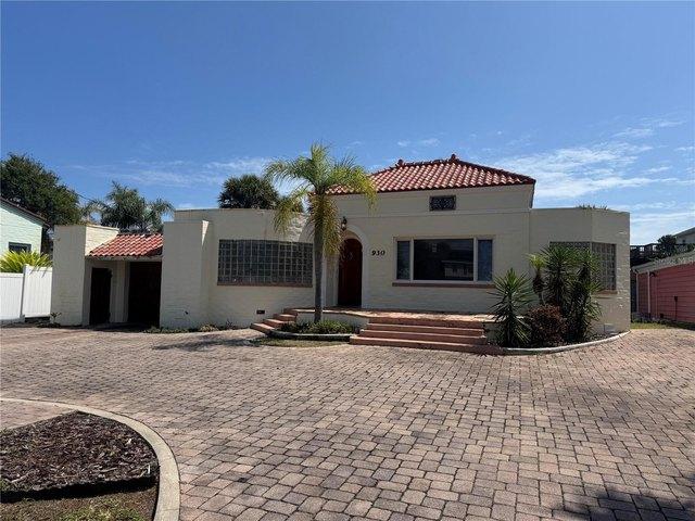 930 N Wild Olive Ave, Daytona Beach, FL 32118