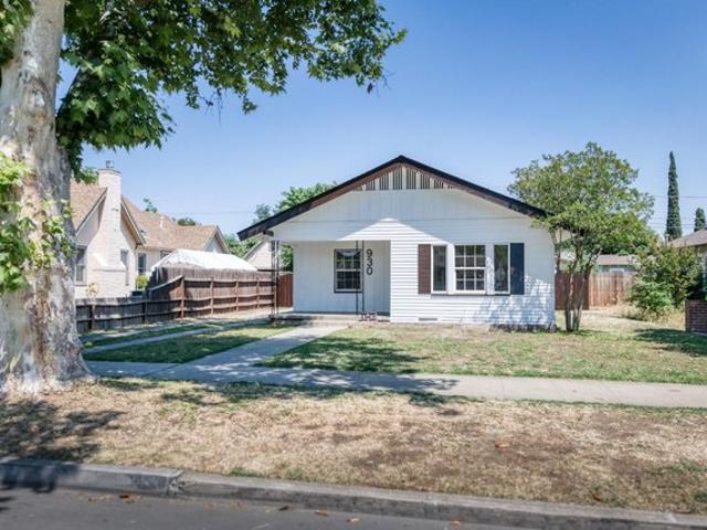 930 N Arthur Ave, Fresno, CA 93728