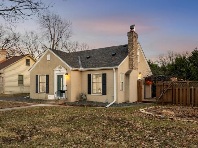 930 Nevada Ave W, St. Paul, MN 55117 | Compass