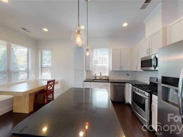 930 Steel House Boulevard
