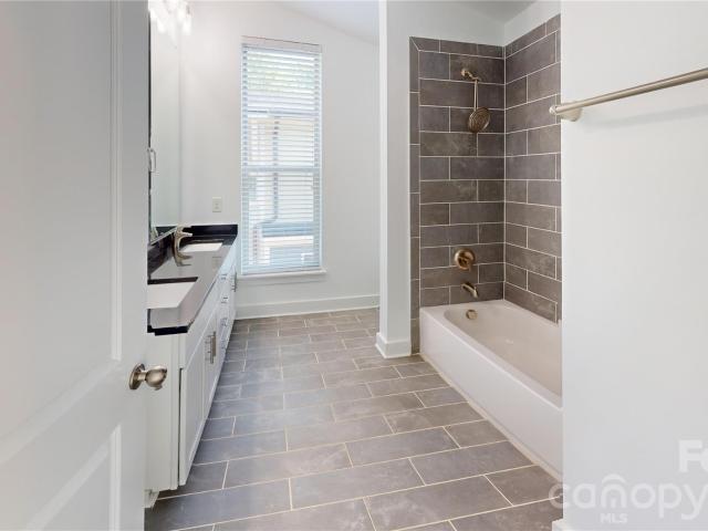 930 Steel House Blvd, Charlotte, NC 28205 | MLS #4362