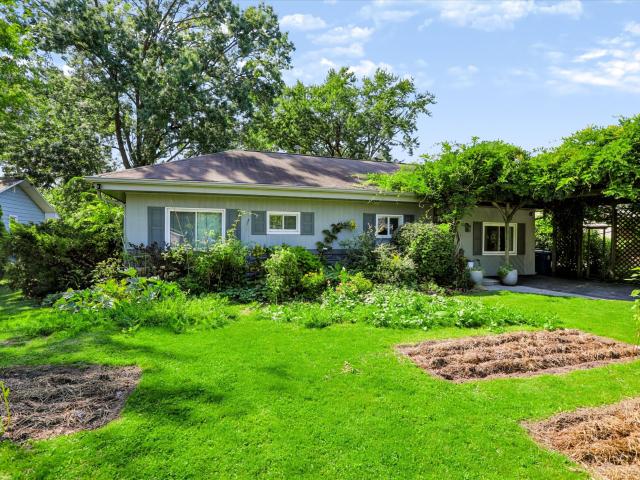 930 Pawnee Road
