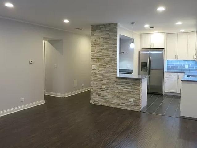 930 Perrie Drive # 203