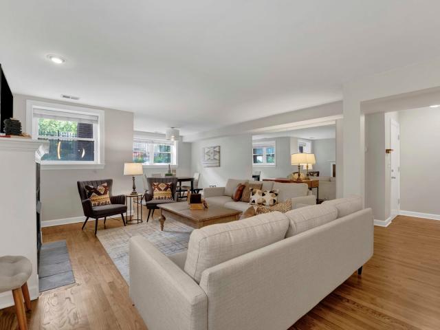 930 W Agatite Avenue # G