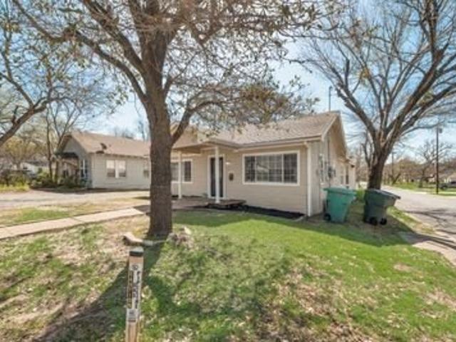 930 W Freeman St, Sherman, TX 75092