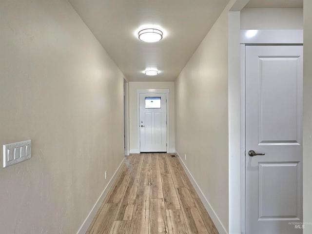 930 Tunnel Street