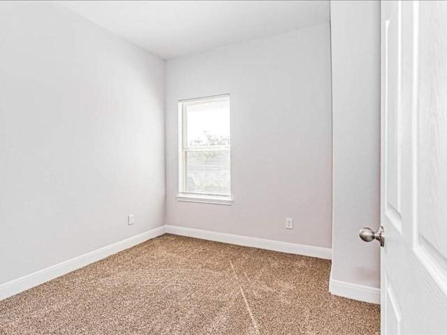 9314 Sundown Houston, TX 77016 3 Bedroom Apartment for Rent at 9314 Sundown Dr, Houston, TX 77016 Trinity Houston Gardens