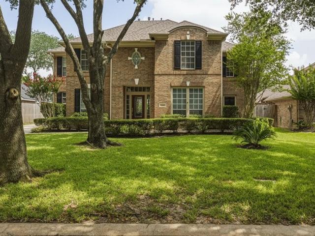 9314 Walnut Brook Ct, Houston, TX 77040