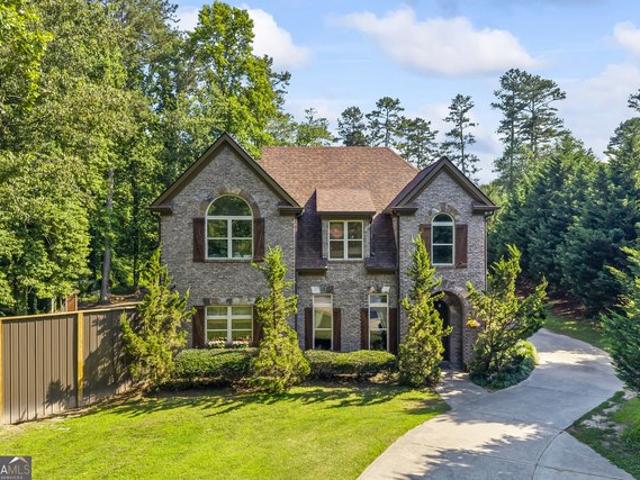 9315 Meadowbrook Dr, Gainesville, GA 30506