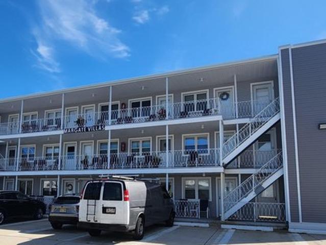 9315 Atlantic Ave Apt 33, Margate, NJ 08402