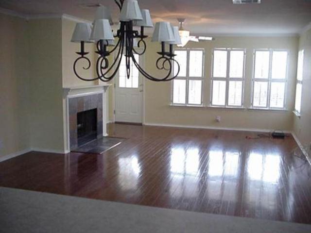 9315 Aspen Oak