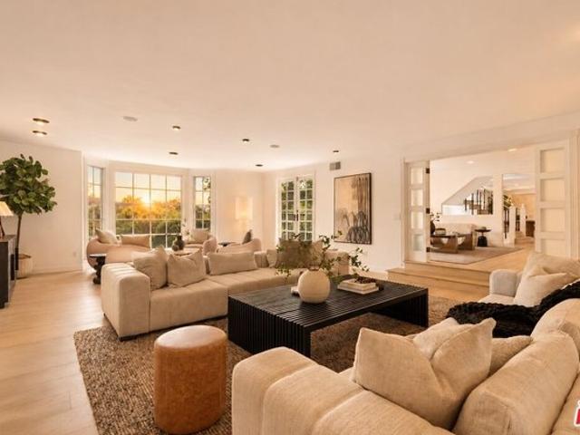 9315 Beverly Crest Dr, Beverly Hills, CA 90210