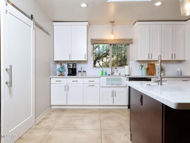 9315 E Paseo Tierra Verde, Tucson, AZ 85749