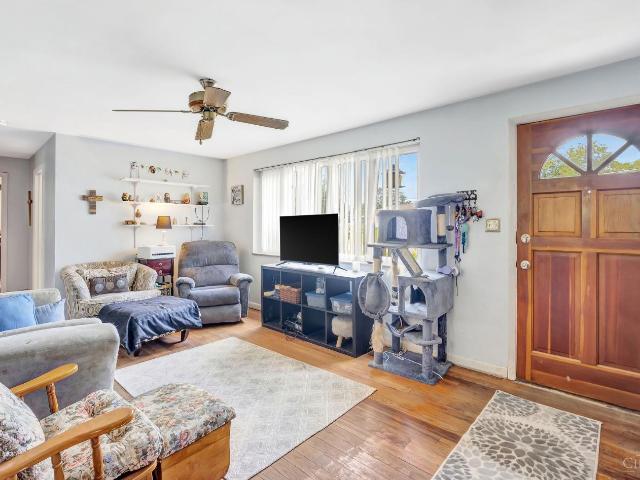 9315 Greenhedge Lane