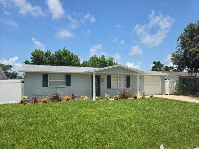 9315 Saint Regis Ln, Port Richey, FL 34668