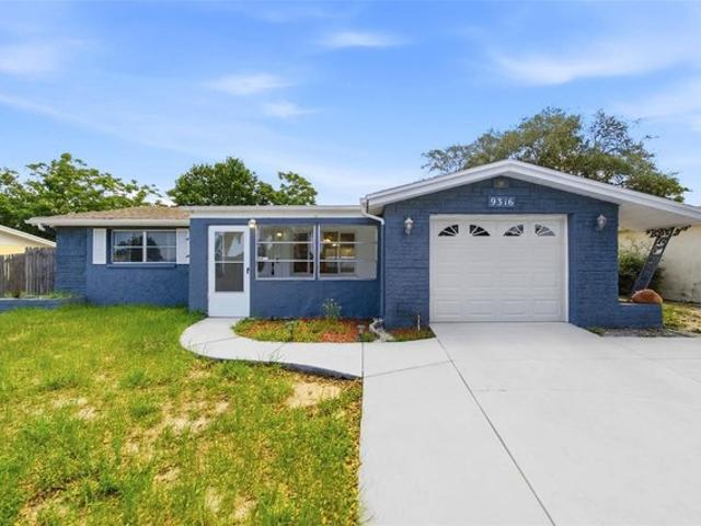 9316 Mark Twain Ln, Port Richey, FL 34668