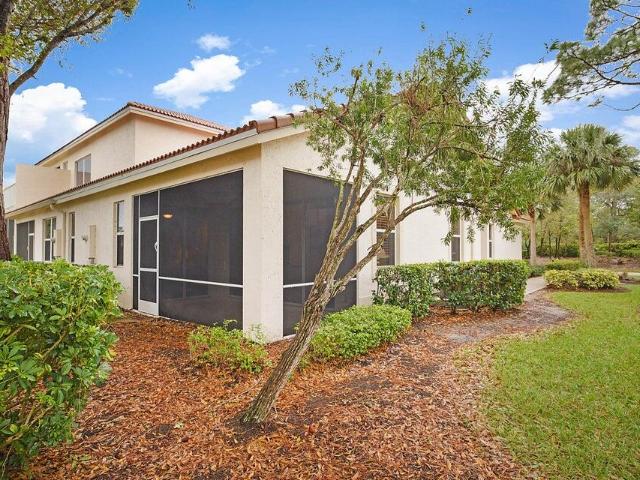 9316 World Cup Way, Port St. Lucie, FL 34986 | MLS #R11156