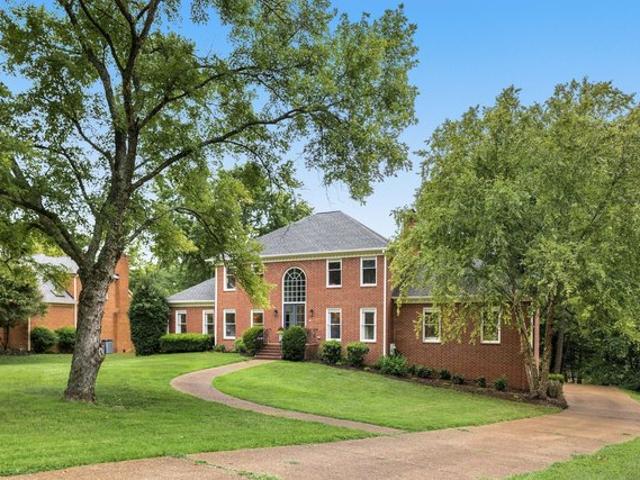 9318 Navaho Dr, Brentwood, TN 37027