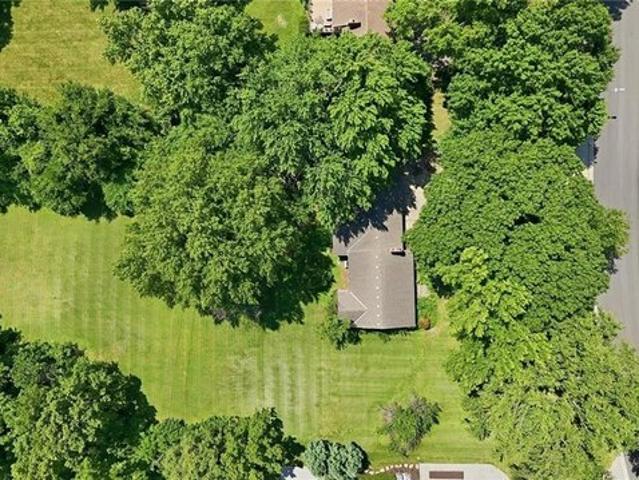 9319 High Dr, Leawood, KS 66206
