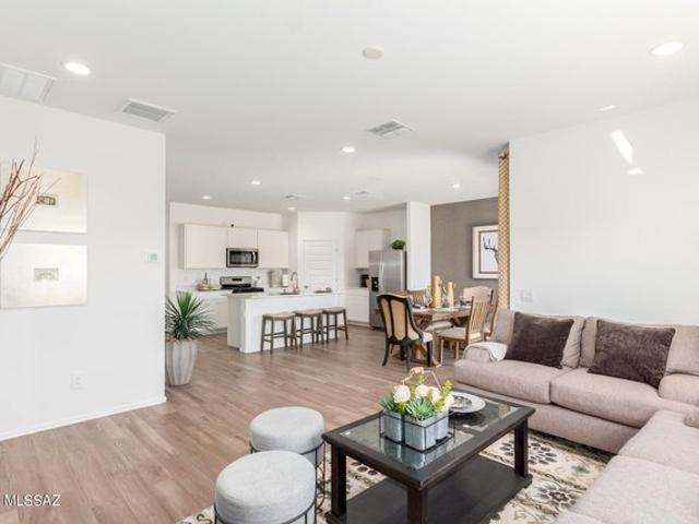 9319 W Wild Spring Dr, Marana, AZ 85653