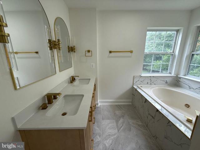 9310 Biemans Terrace