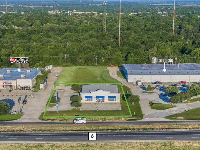 9310 Highway 6 Loop