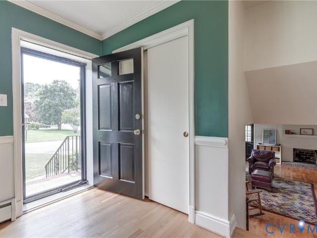 9312 Ledbury Road