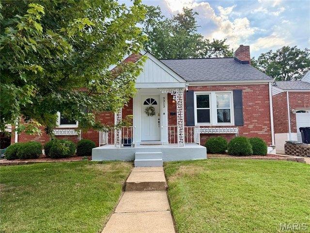 9313 Aster Ave, Affton, MO 63123